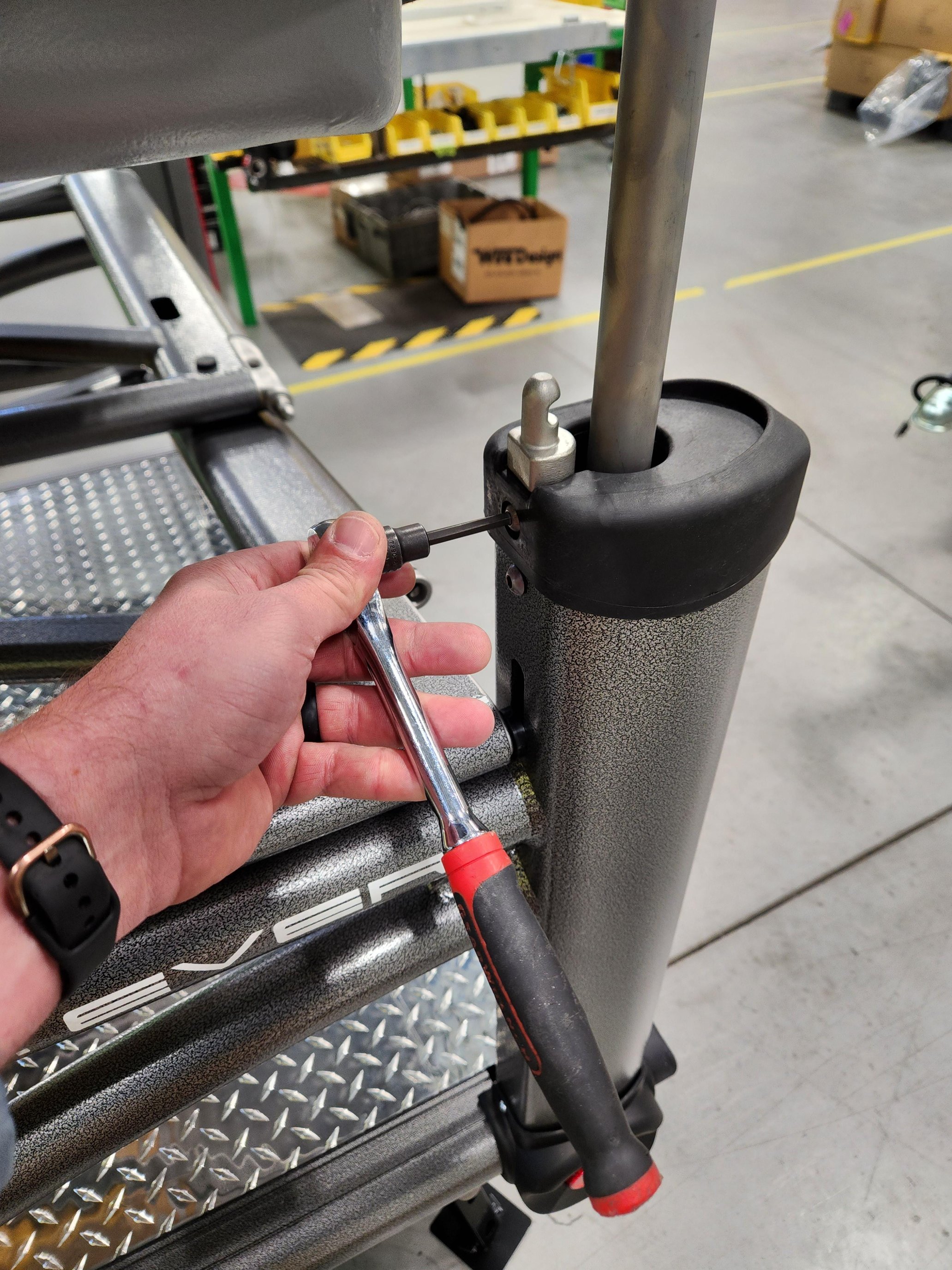 How do I remove and inspect my lift tubes?